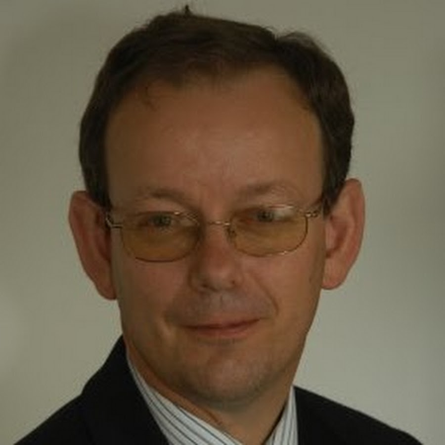 Jeremy Bennett - YouTube