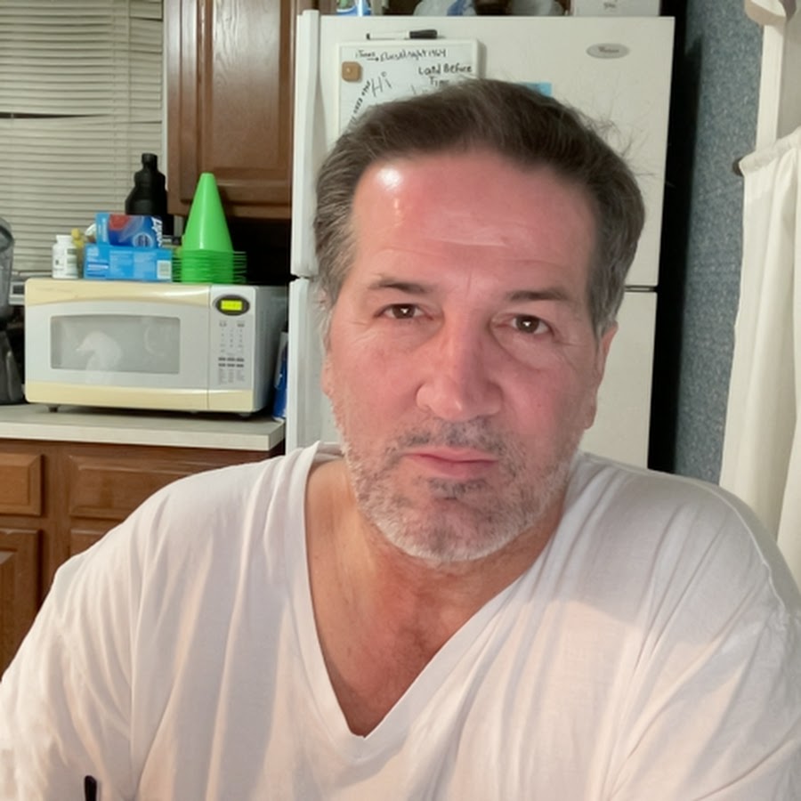 Thomas Mollo - YouTube