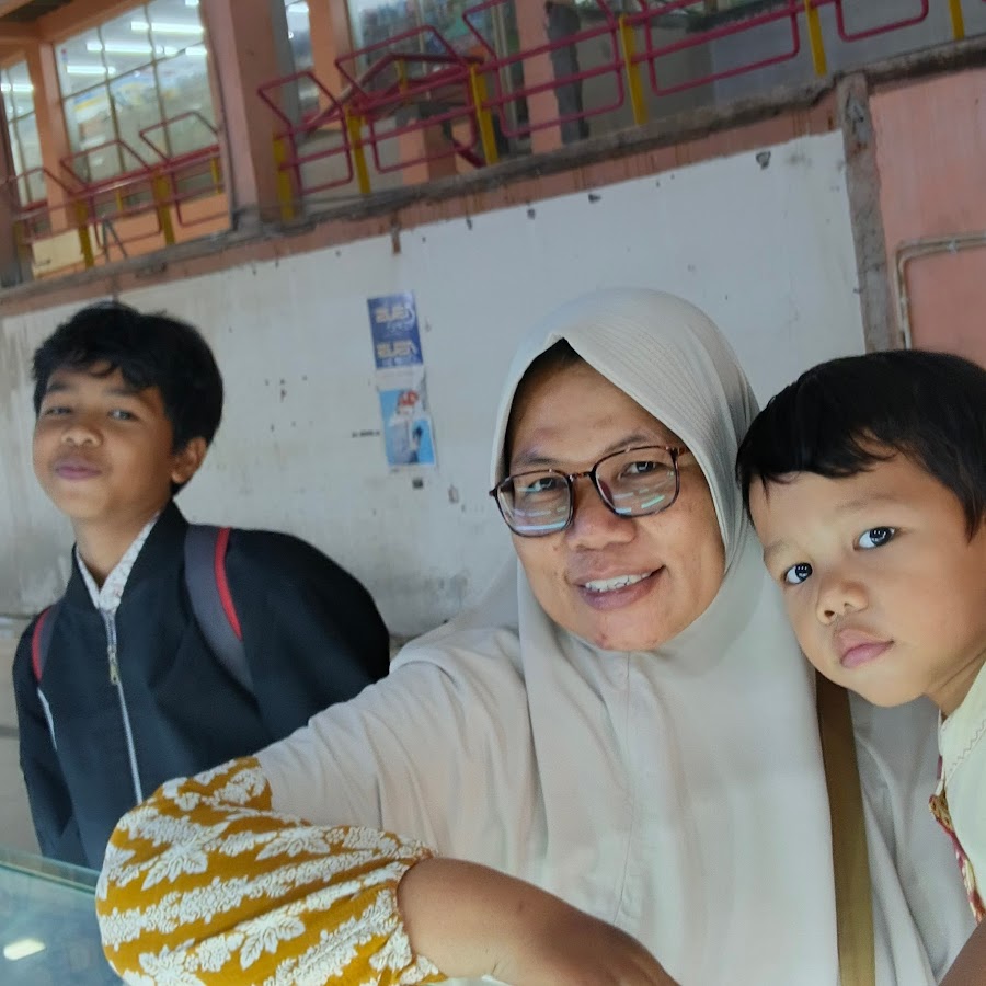 Yayan Yayan - YouTube