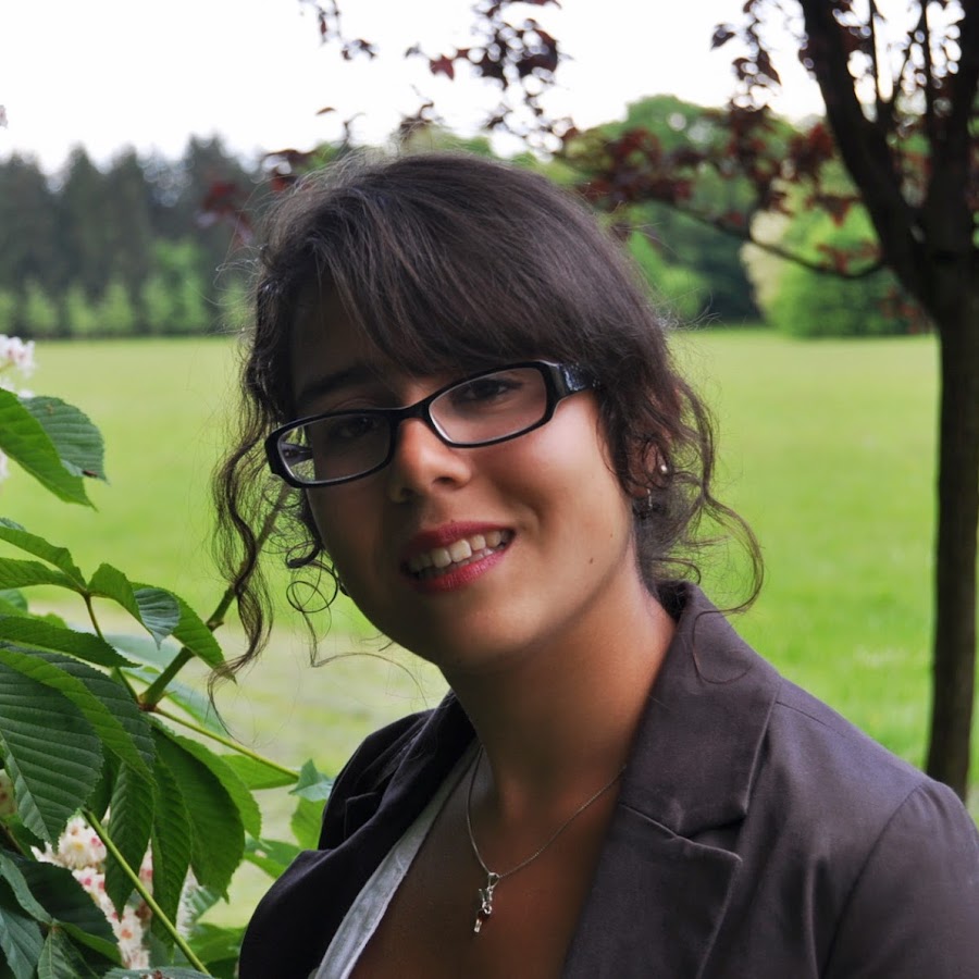 AIdro_nTrhO2IJL9aGGHgMrpKppYwxGwpak5IJWZ5i0H=s900-c-k-c0x00ffffff-no-rj