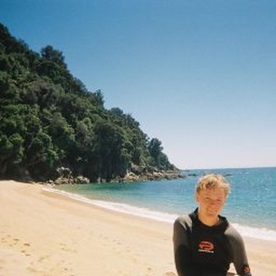 Charlie Hobbs - YouTube