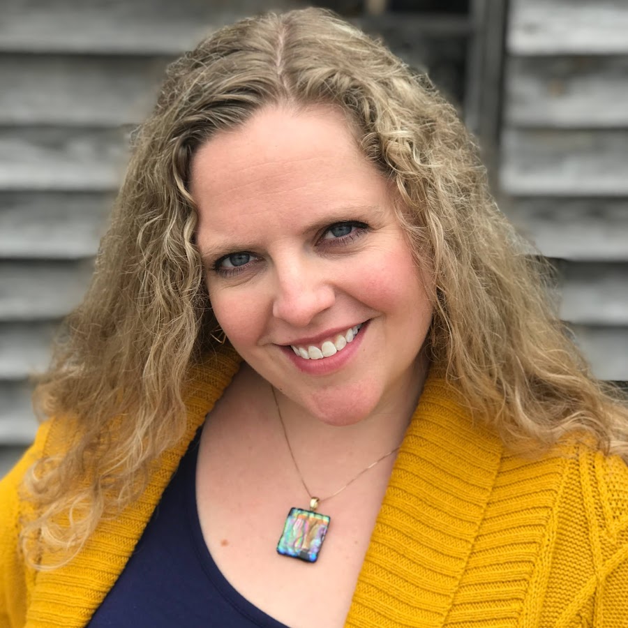 AIdro_n_GF4J4rNJFpCQZintmFdtkuVk_Mv4T-O2IrIkSb4=s900-c-k-c0x00ffffff-no-rj