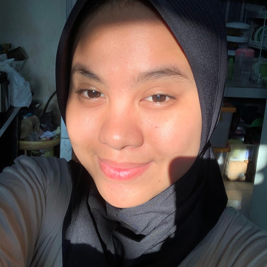 Khoirun Nisa - YouTube