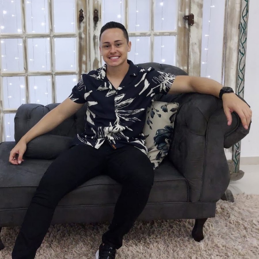 Guilherme Laurentino - YouTube