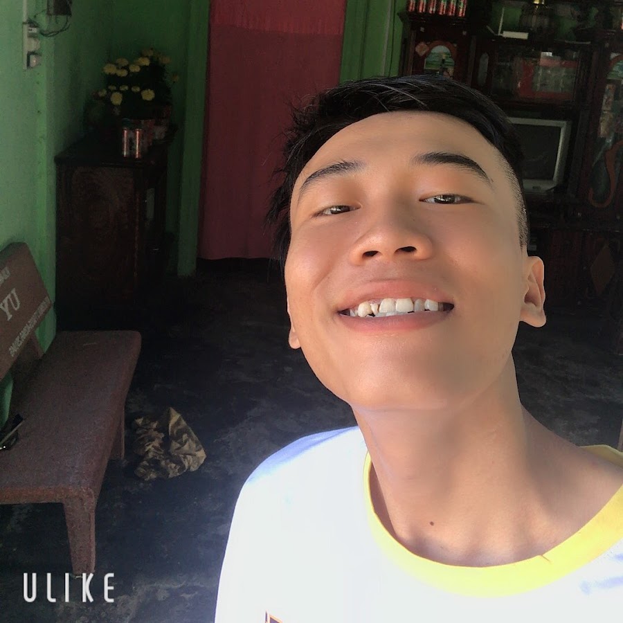 Gin vlogs TV - YouTube