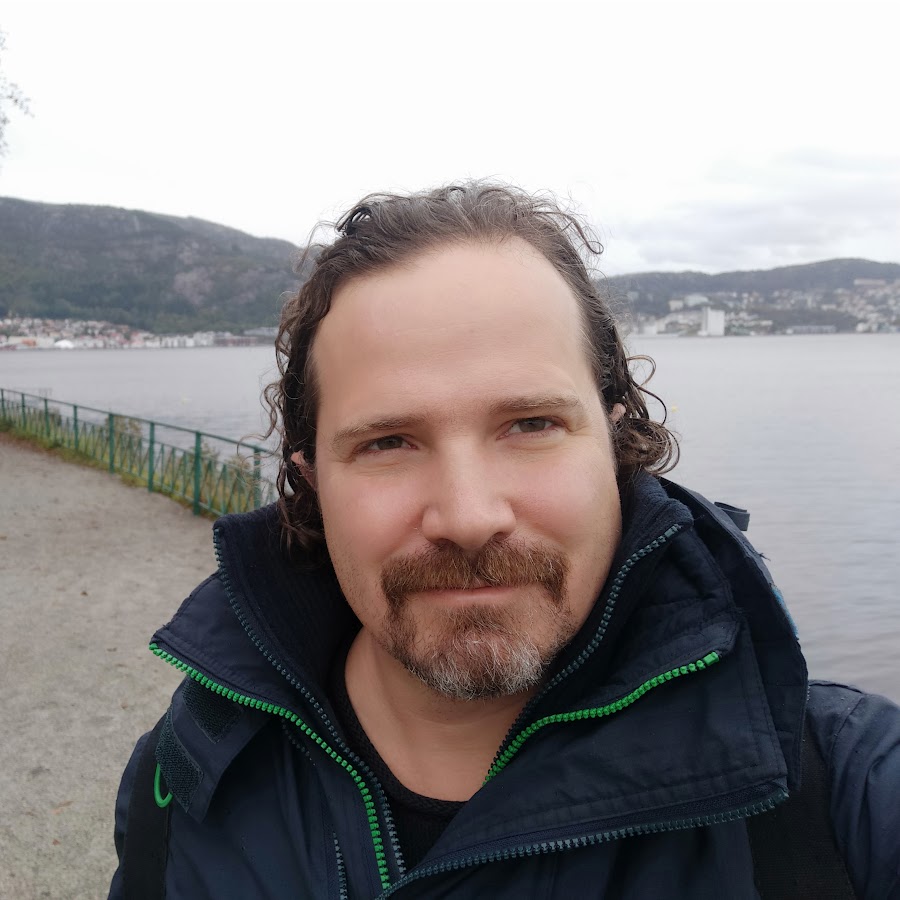 Jeremy Rayner - YouTube