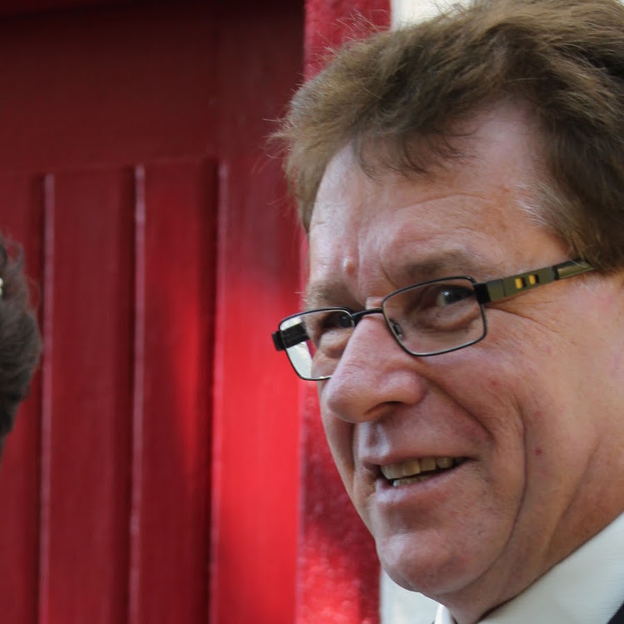 Graham Eves - YouTube