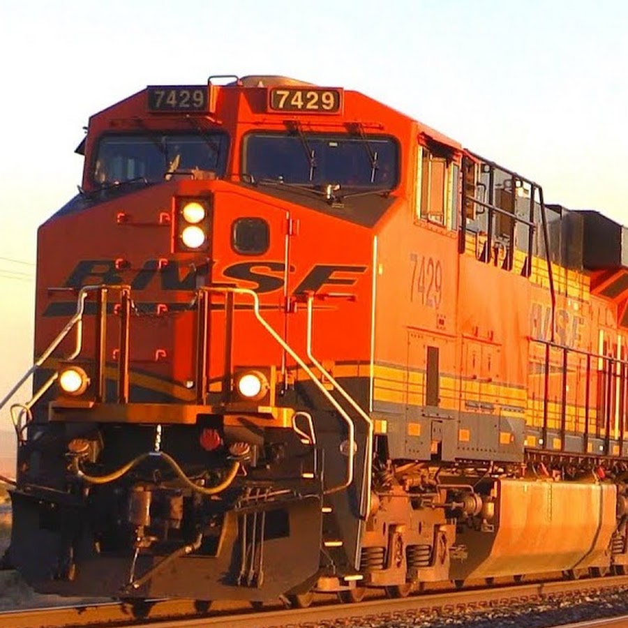 young railfan - YouTube