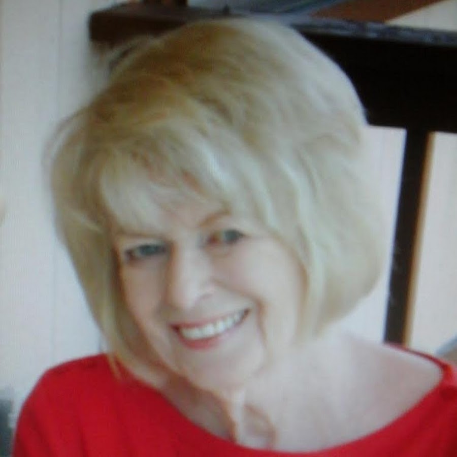 Annie Rohloff - YouTube