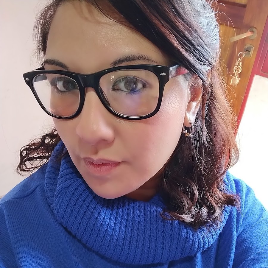 Daniela Tello - YouTube