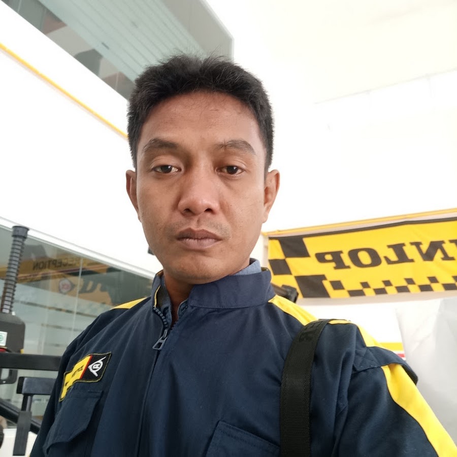 Ammang Dekkeng - YouTube