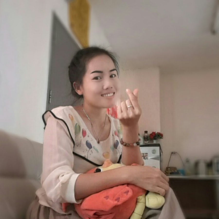 somphou nuch - YouTube