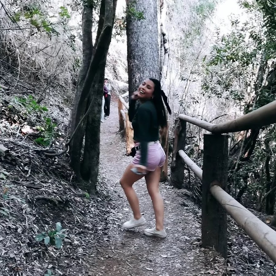 Bárbara Daniela Bravo Acevedo - YouTube