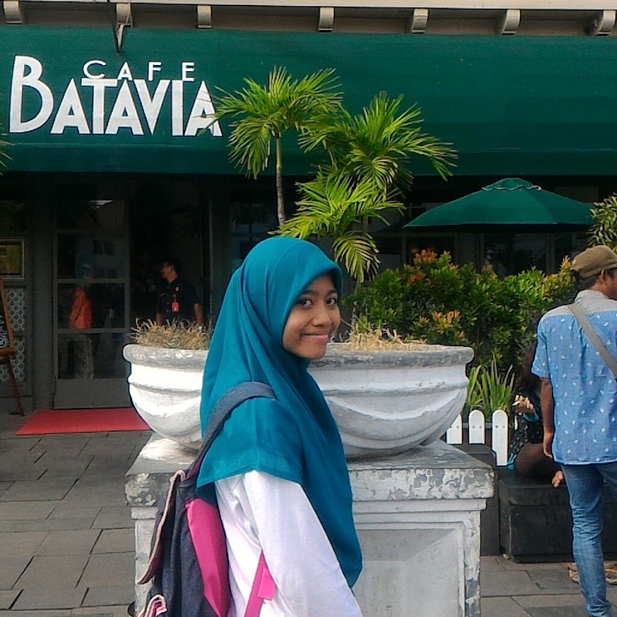 AIf8zZQnfbL6KOfRH2uh87o1jiRdEb1LpOSPipMUn8o7=s900-c-k-c0x00ffffff-no-rj