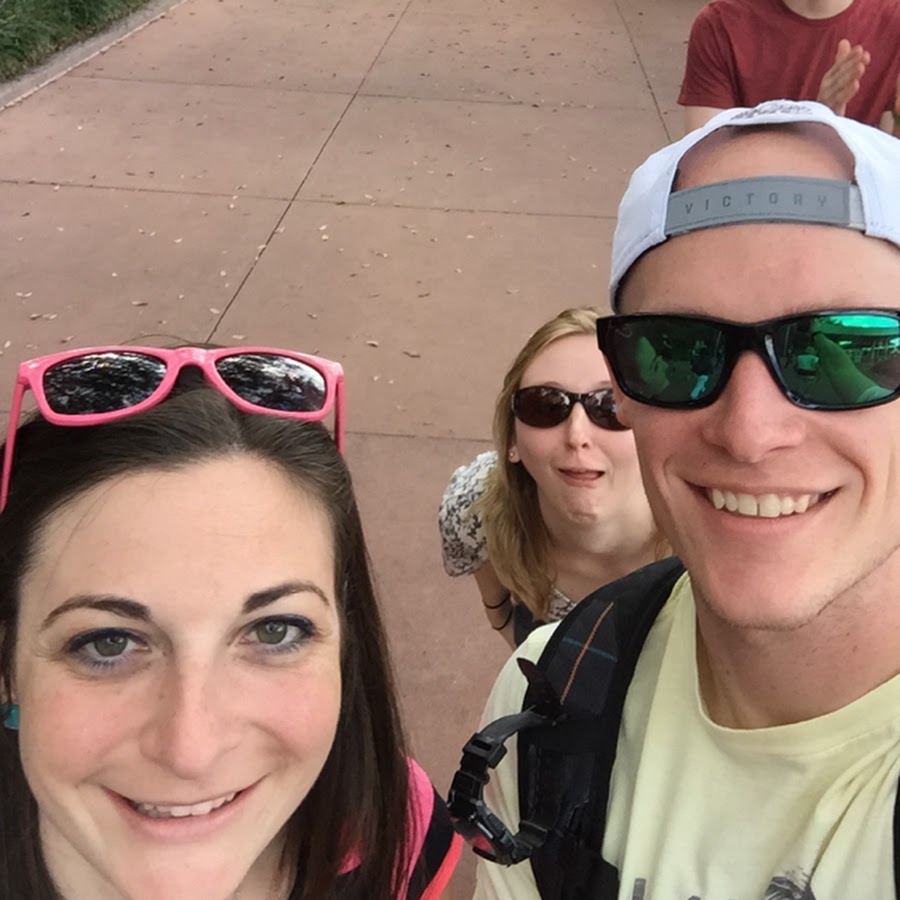 AIf8zZR7-e_Ep1SDDXuXiyQaPCWYz9M-sHVALRaAXNpu=s900-c-k-c0x00ffffff-no-rj