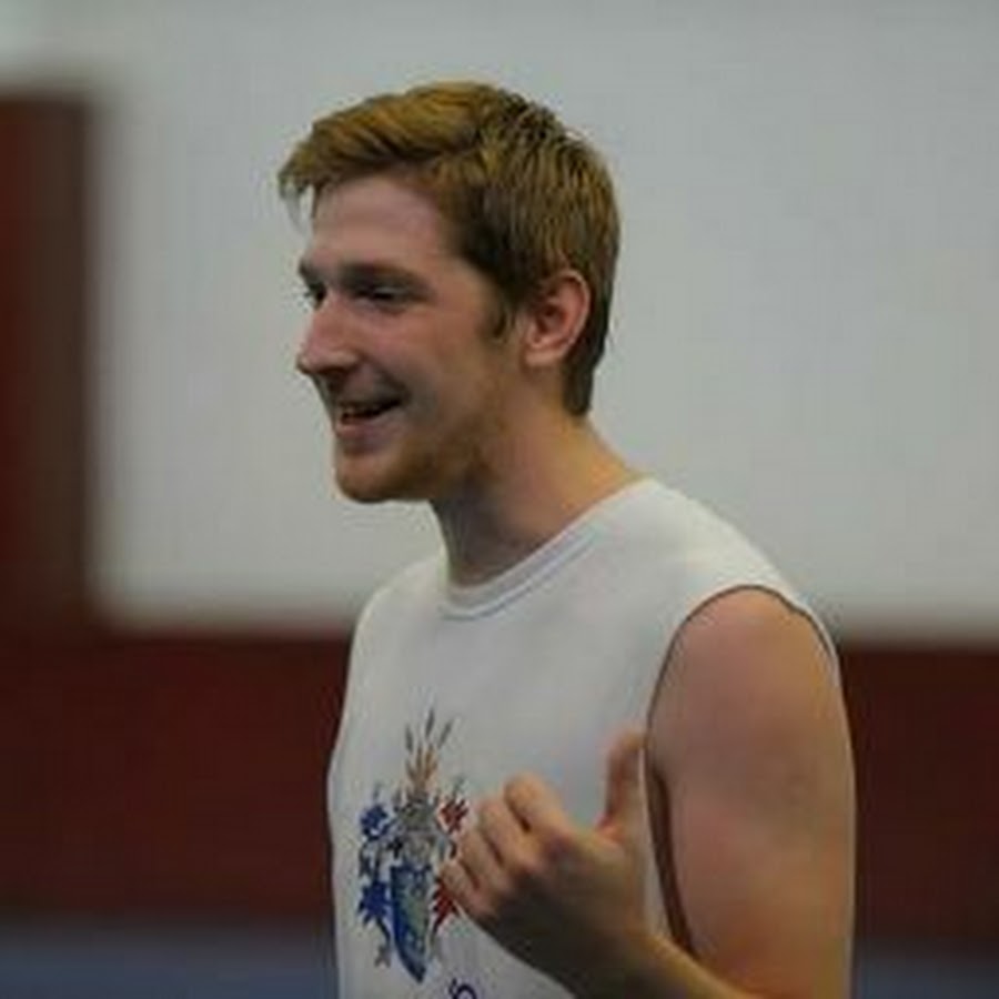 AIf8zZR7h9SLjjjzvpO2oNU6lu67KW-QWYXCsPIjI5ZMKA=s900-c-k-c0x00ffffff-no-rj