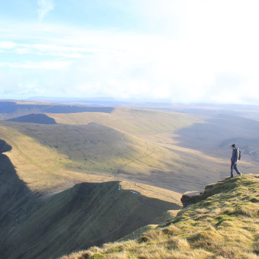 AIf8zZRY2ErmrF4tilWIblashECV56MJEV1KdzXpgdjf=s900-c-k-c0x00ffffff-no-rj