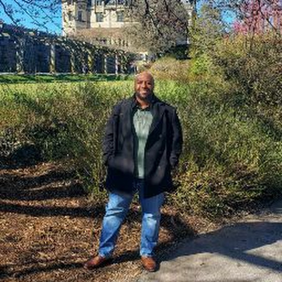 AIf8zZRnfAMA4SCr0BZuoVLO-RCLcQHjicNMlT7BdF_blQ=s900-c-k-c0x00ffffff-no-rj