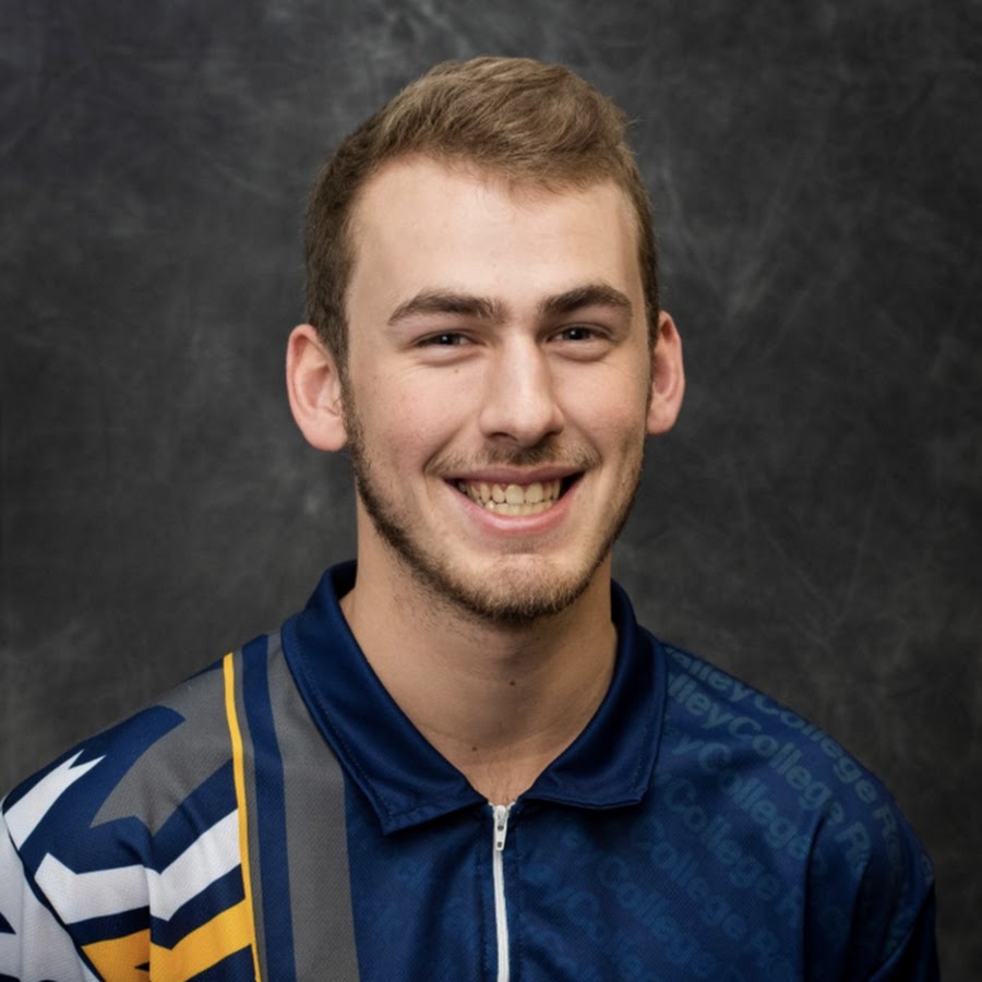 AIf8zZS-fiCA1gqmGa_e7ENTZRfUPO2rAdLhXWnyz7PN4g=s900-c-k-c0x00ffffff-no-rj