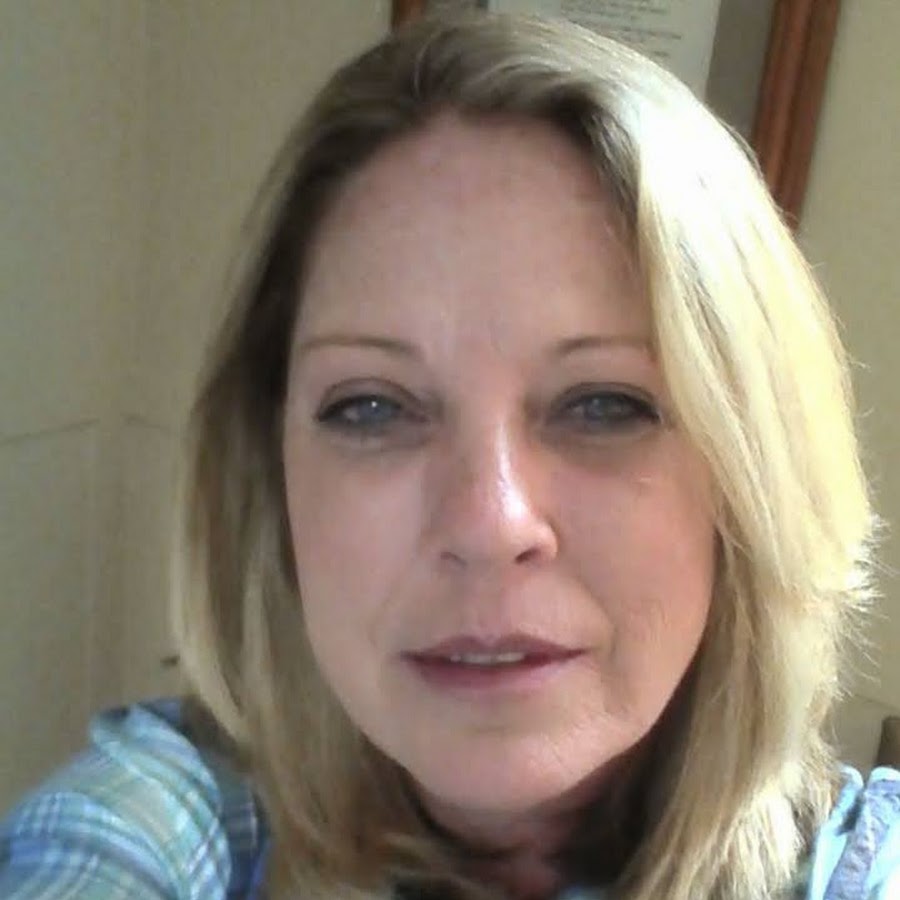 AIf8zZTppNnbPdCi6c_ML1APRvrEiG4Z4MN0tUmhTNLfNow=s900-c-k-c0x00ffffff-no-rj