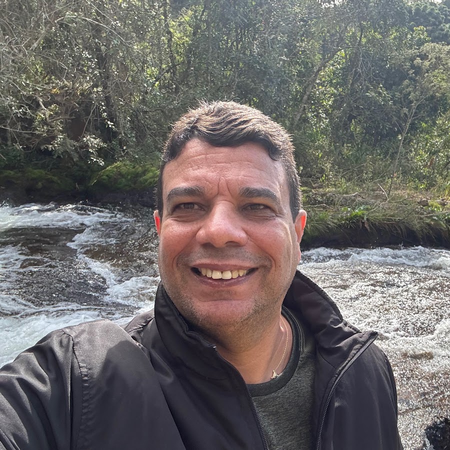 AIf8zZTtGD9C-THbu1Ik_4UXeModhlZEcUjPyPWTY34d0_8=s900-c-k-c0x00ffffff-no-rj