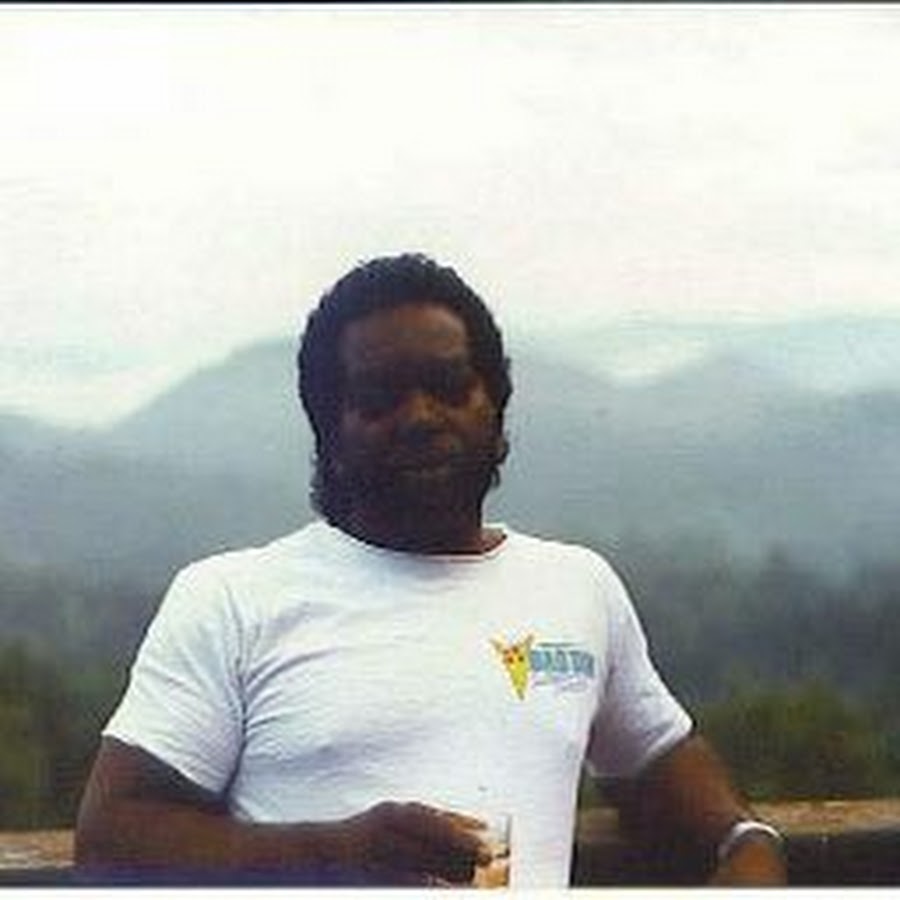 AL5GRJVfpmSVrn_LO4w3P4AXFDlHXMfphr1mMDgNRFVW=s900-c-k-c0x00ffffff-no-rj