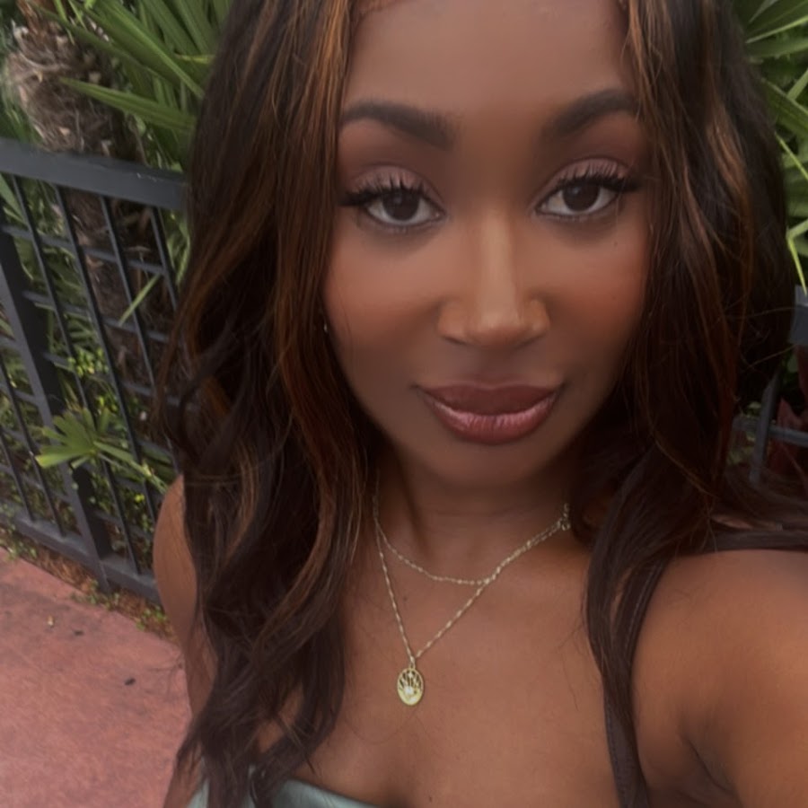 AMLnZu9VIXeByr4_Vjsd0UpYAPRDfV0Qu8rsZwRX2m3BDA=s900-c-k-c0x00ffffff-no-rj