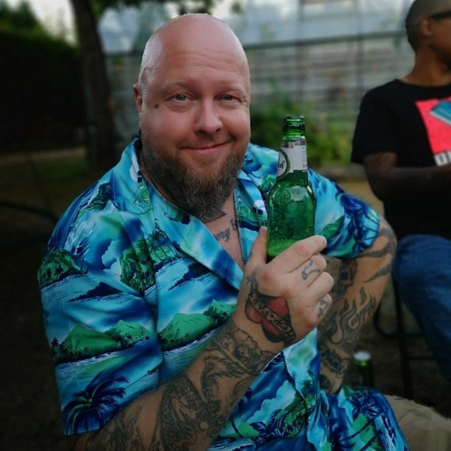 AMLnZu_tsHKPvdCH0kgi1OLJ4ees1Fng_6UPf1t8nyAk=s900-c-k-c0x00ffffff-no-rj