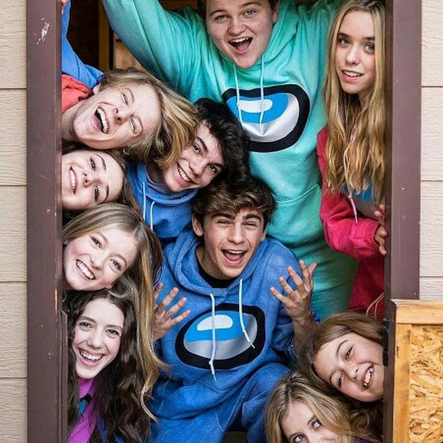 AOPolaQ3YM9kWuwO2gTCePzs595RtXM_IqiEftjW1BNV=s900-c-k-c0x00ffffff-no-rj