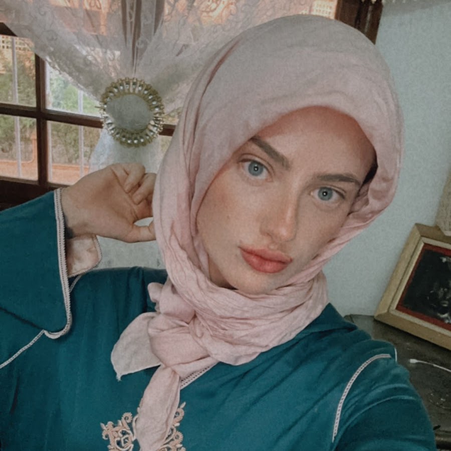 AOPolaQFaaDBiKOHh1RXz2bdoqw2_C-MBiifZqvJTC16OA=s900-c-k-c0x00ffffff-no-rj