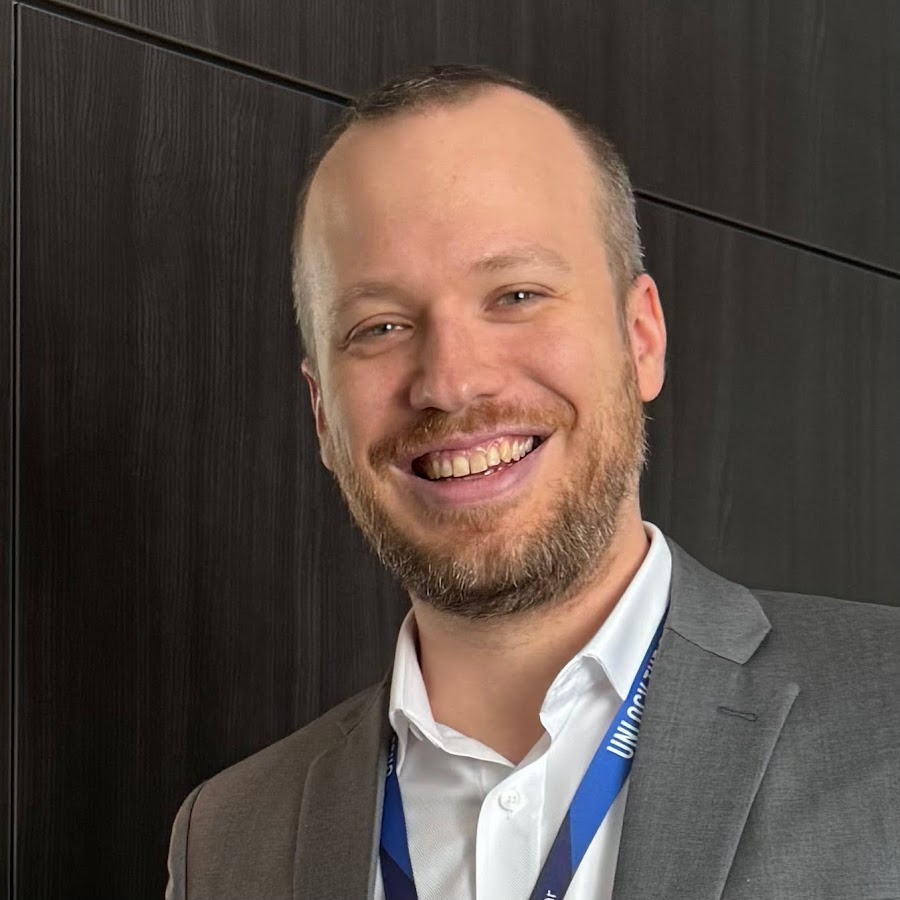 AOPolaQuujakmljJS2BrlBeHLYHOWGfStrE_qNaMZxhPMA=s900-c-k-c0x00ffffff-no-rj