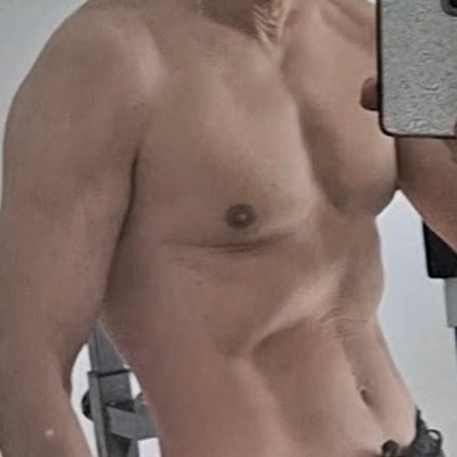 AOPolaSG5FuS14AI1Of1bVTPebBesPATDsWcbNxpdjZ3_g=s900-c-k-c0x00ffffff-no-rj