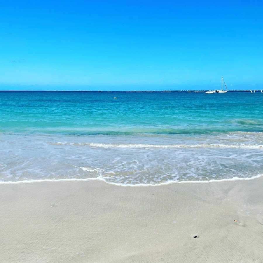 APkrFKYs3K0XbbAVbnSEmLGkF96B745eSBwUx5ZBmKQ6Qw=s900-c-k-c0x00ffffff-no-rj