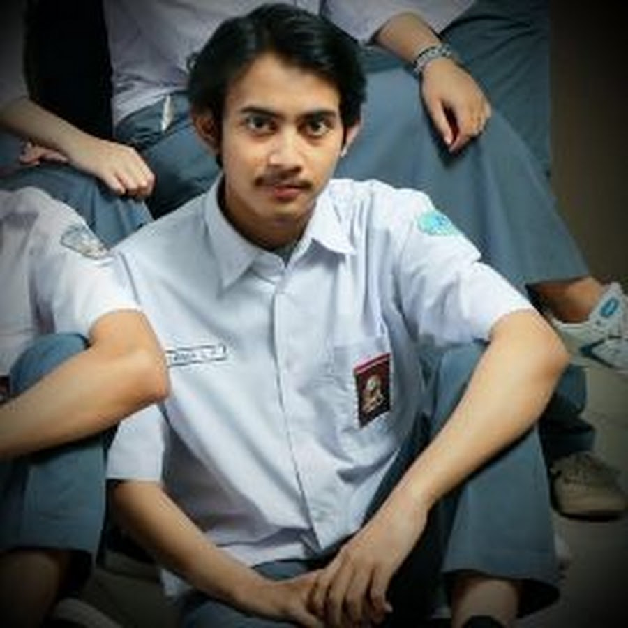 APkrFKZJa_EdYtrfkavaFv2posDfY-_OQLaLkcTYBiBBZQ=s900-c-k-c0x00ffffff-no-rj