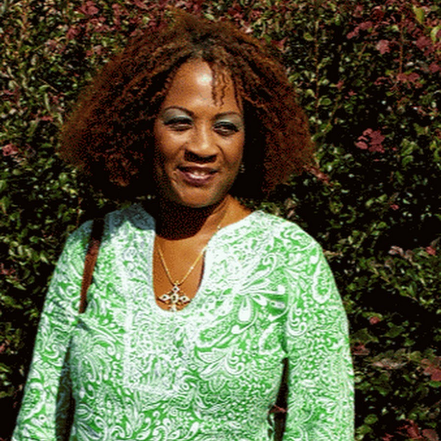 APkrFKZNomJCJgMkOO8Kd1mLUo7mQZSjTJbEAke_ia_Lc3M=s900-c-k-c0x00ffffff-no-rj