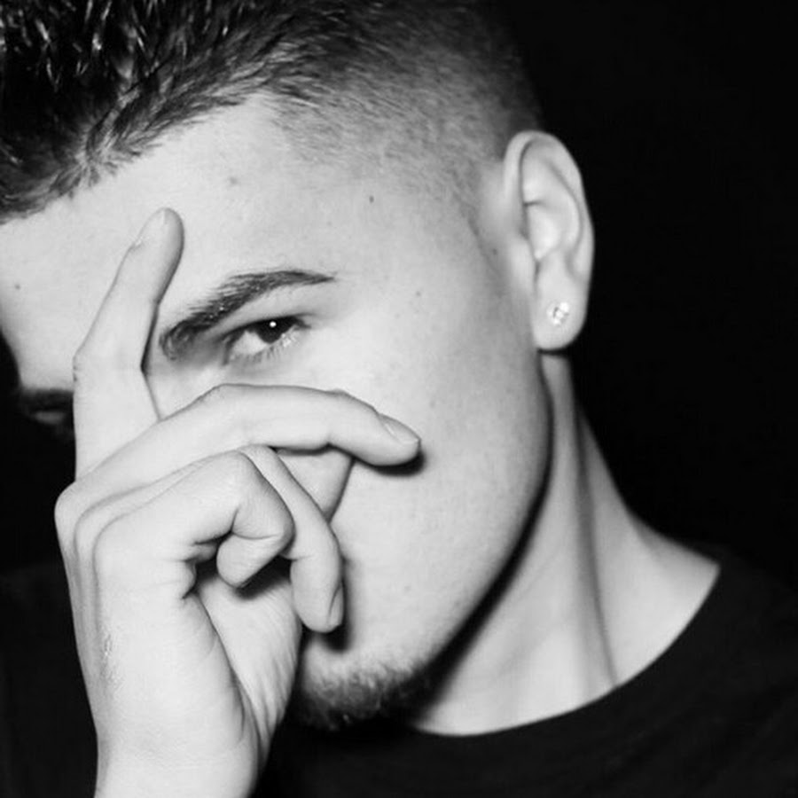 APkrFKZTSO2tYJ6GYbMq8TFou8_5S5wtUH0ioqp9uE5B=s900-c-k-c0x00ffffff-no-rj