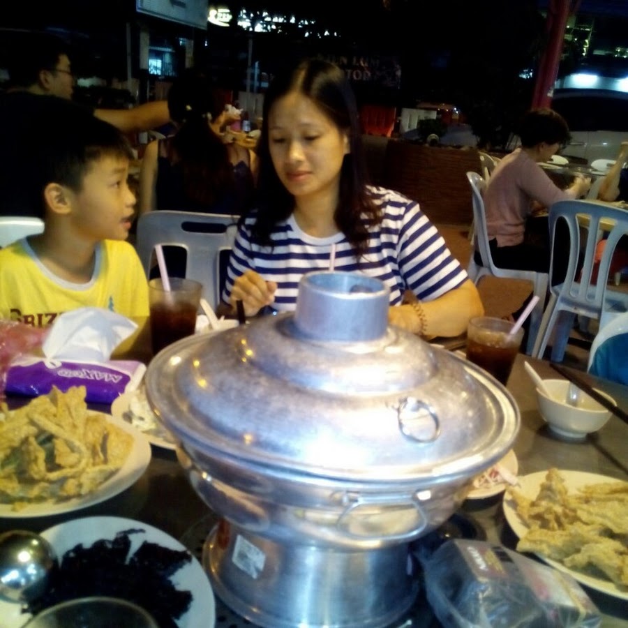 APkrFKZULUu8Ak1cgSBdD8c6zlmV_Xe2l7SdazV2dm_3Dw=s900-c-k-c0x00ffffff-no-rj