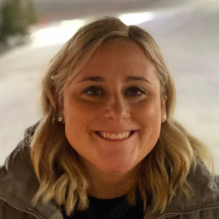 APkrFKadGyU9WVb9VWN1gi5xN06JdS7qLFiHfA9KDE-yNA=s900-c-k-c0x00ffffff-no-rj